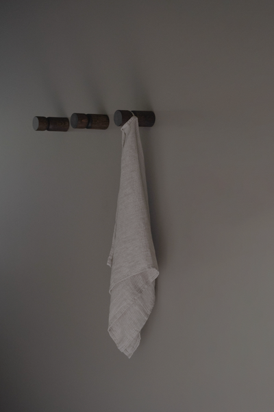 Murray Hook | Interior Accessories | Wall Hooks – Linear Standard