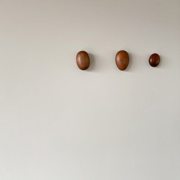 Flint Hook: Contemporary Wall Hook – Linear Standard