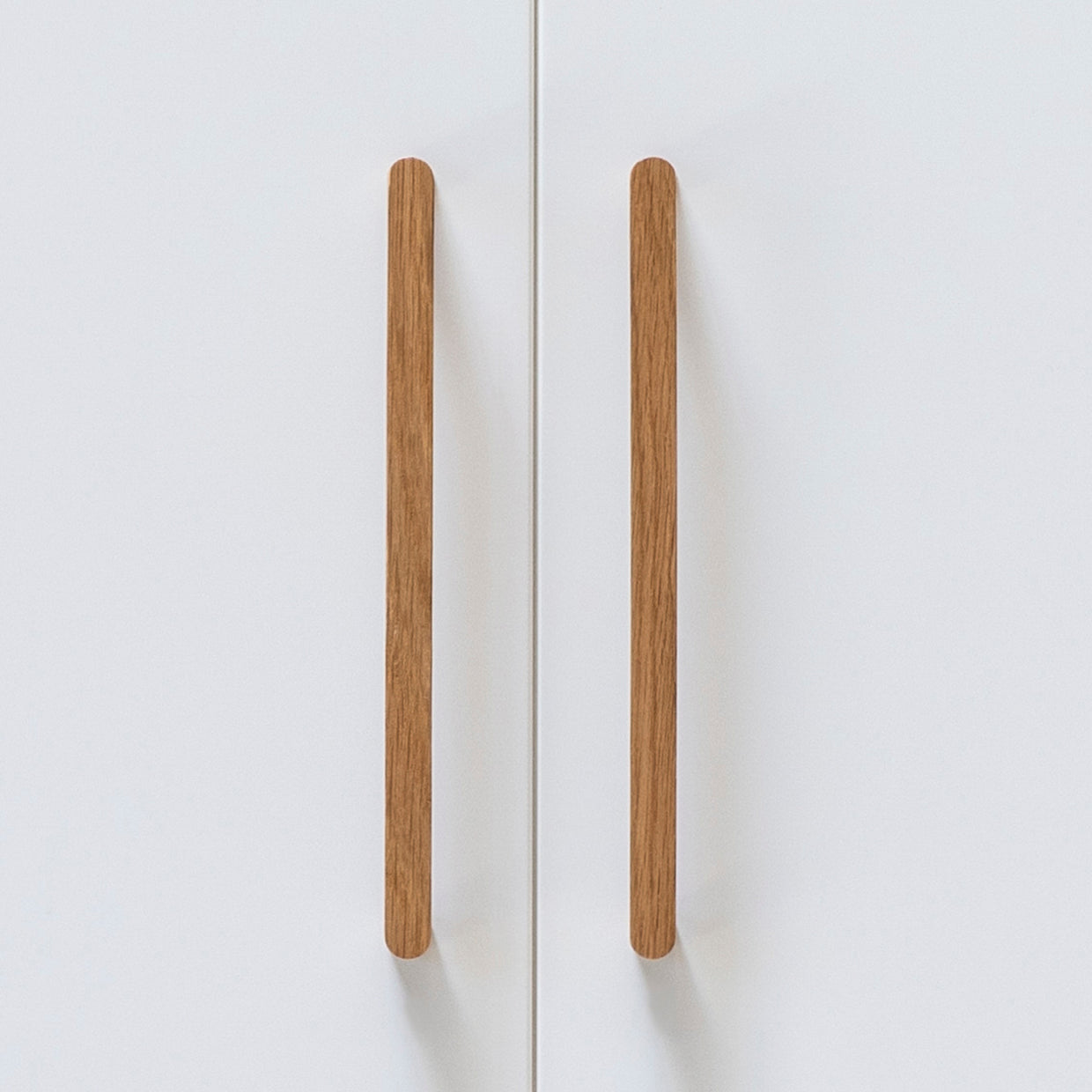 Pinta Handle – Curved Timber Pull in 3 Lengths – Linear Standard