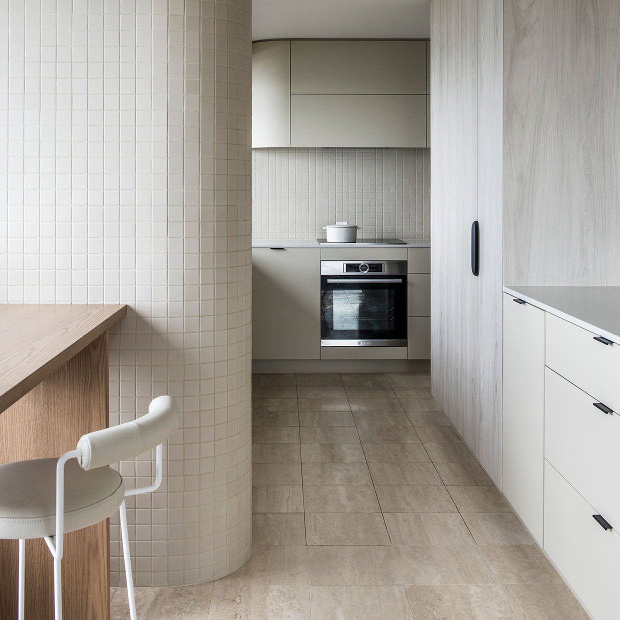 Pipe Lip Pull – Minimalist Cabinet Handles – Linear Standard