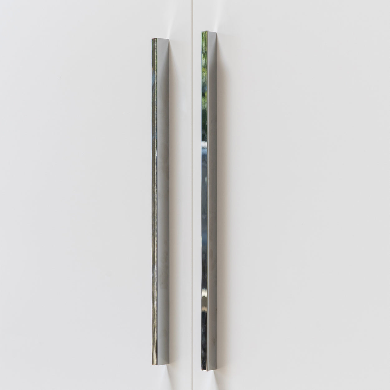 Angle Handle | Cabinetry Hardware | Core Collection – Linear Standard