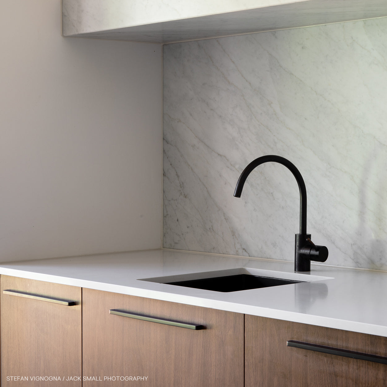 Slimline Handle: Sleek & Affordable Finger Pull – Linear Standard