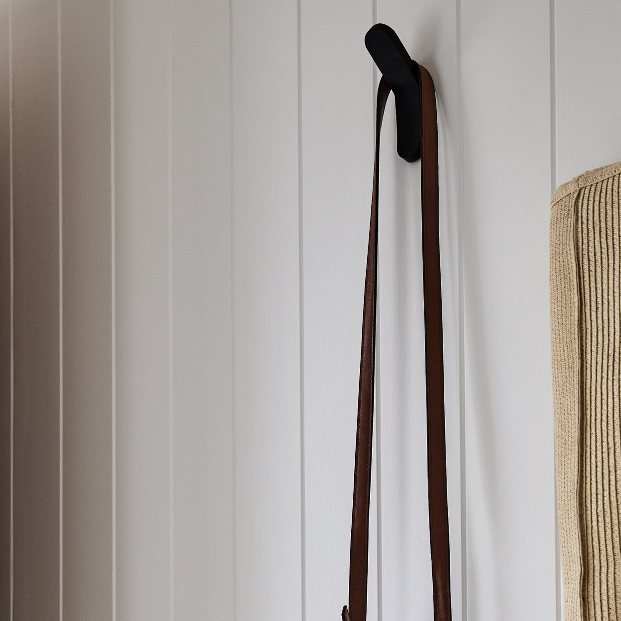 Soft Hook: Neoprene Wall Hook – Linear Standard