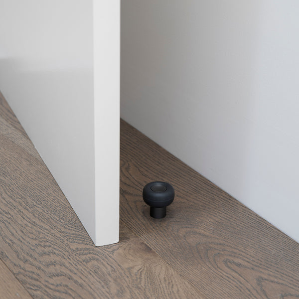 Bulb Door Stop: Brass or Gunmetal Finishes – Linear Standard