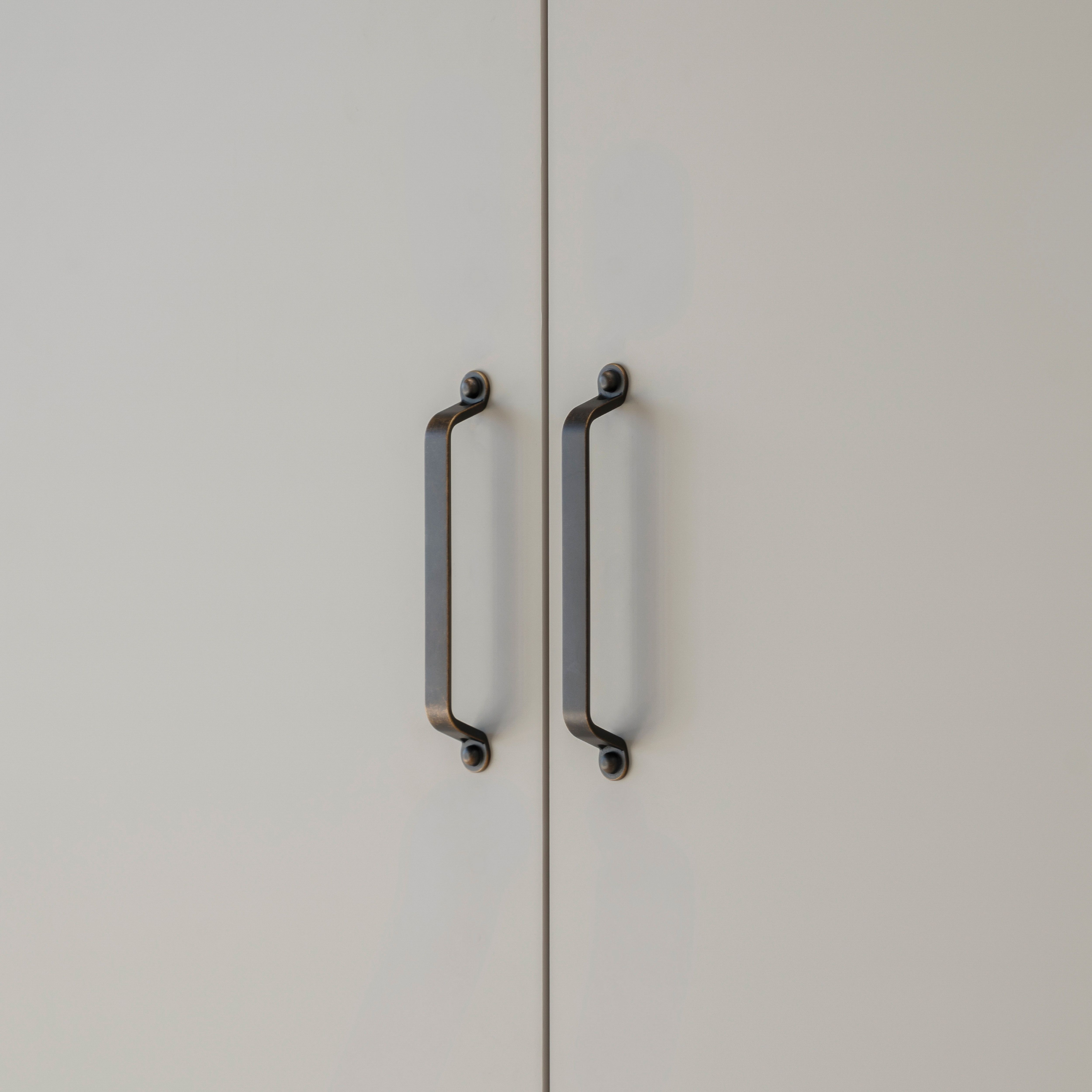 Button Handle: Classic Brass Cabinet Handles – Linear Standard