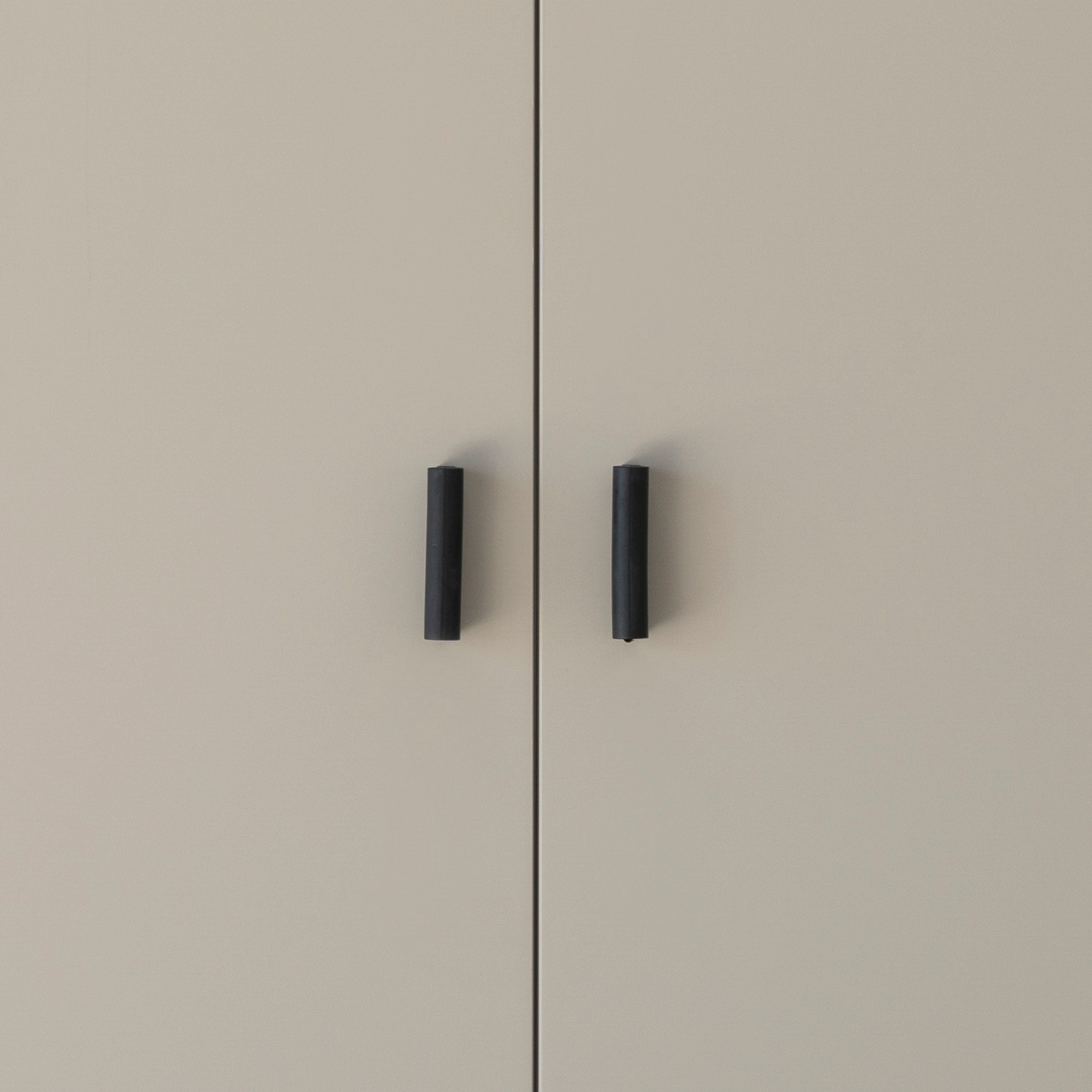 Neo Pull | Cabinetry Hardware | Core Collection – Linear Standard