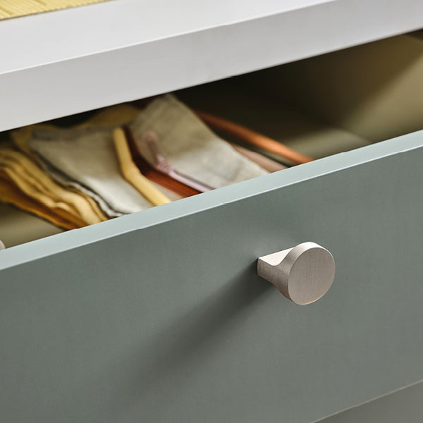 Band Handle: Pill-Shaped Cabinet Pull & Knob – Linear Standard