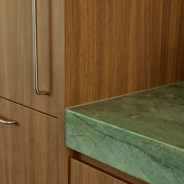 Strand Cabinet Handle: Sleek Stainless Steel Design – Linear Standard